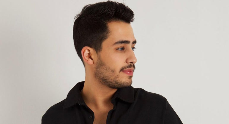 Matheus Vargas, quinto filho do cantor Leonardo, lança DVD - Prisma ...