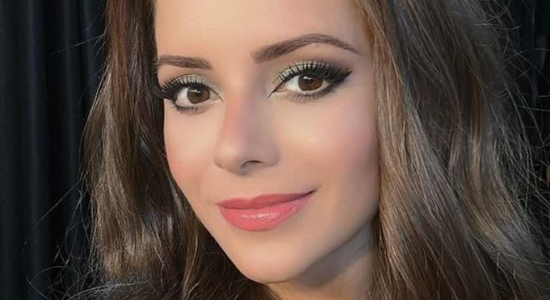 Após separação, Sandy viaja para fazer turnê pela Europa - Prisma - R7 ...