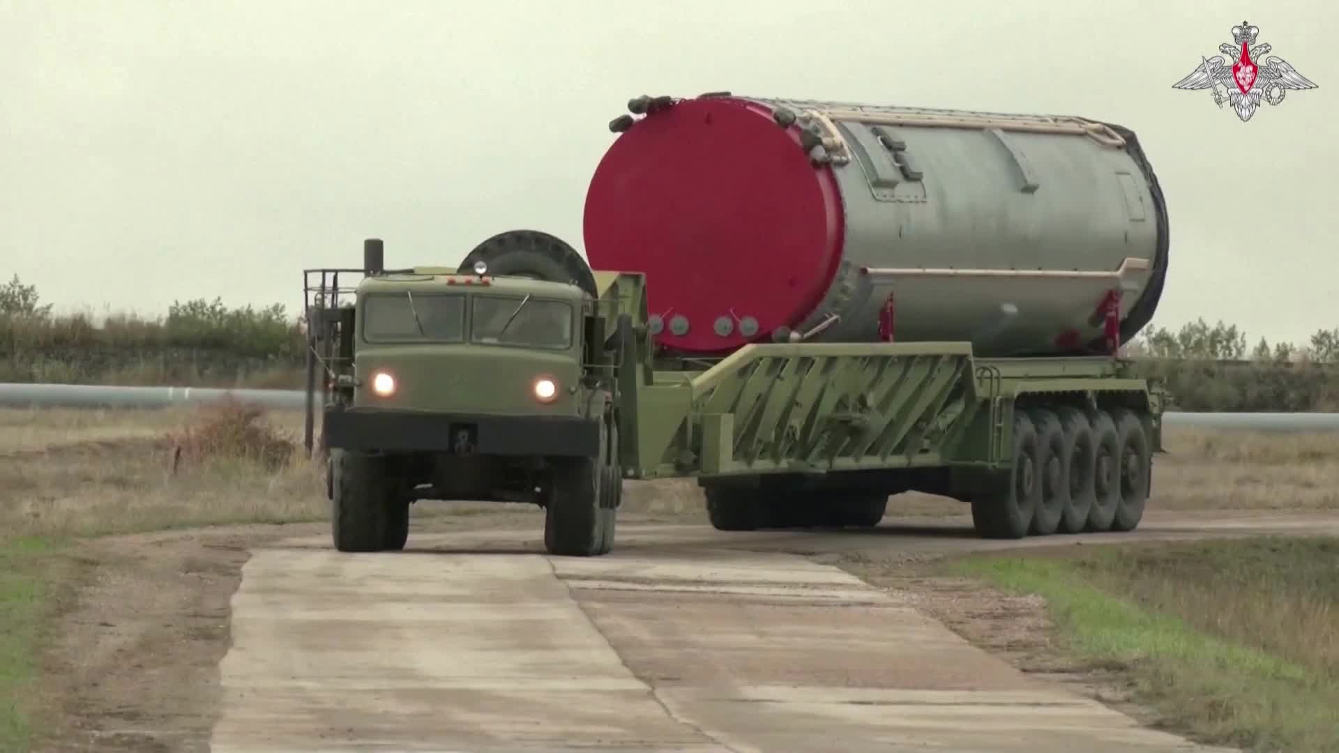 Ameaça global: Rússia prepara míssil 'invencível', que muda altura e ...