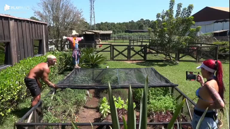 Yuri mostra um pouco da sua rotina como responsável pela horta | A ... Yuri mostra um pouco da sua rotina como responsável pela horta | A ...