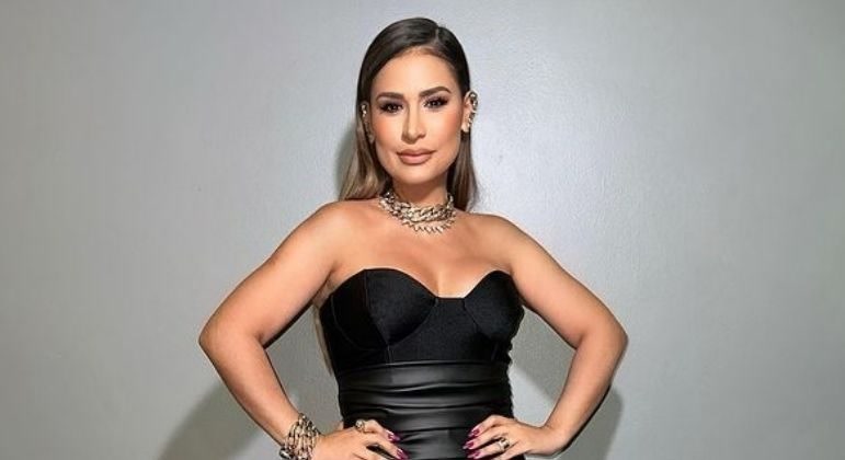 Simone Mendes anuncia primeira turnê pela Europa na carreira solo ...